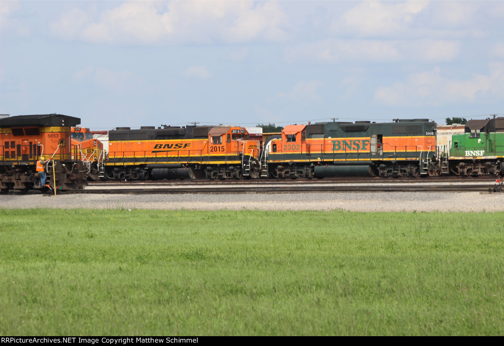 BNSF 2015 & BNSF 2302